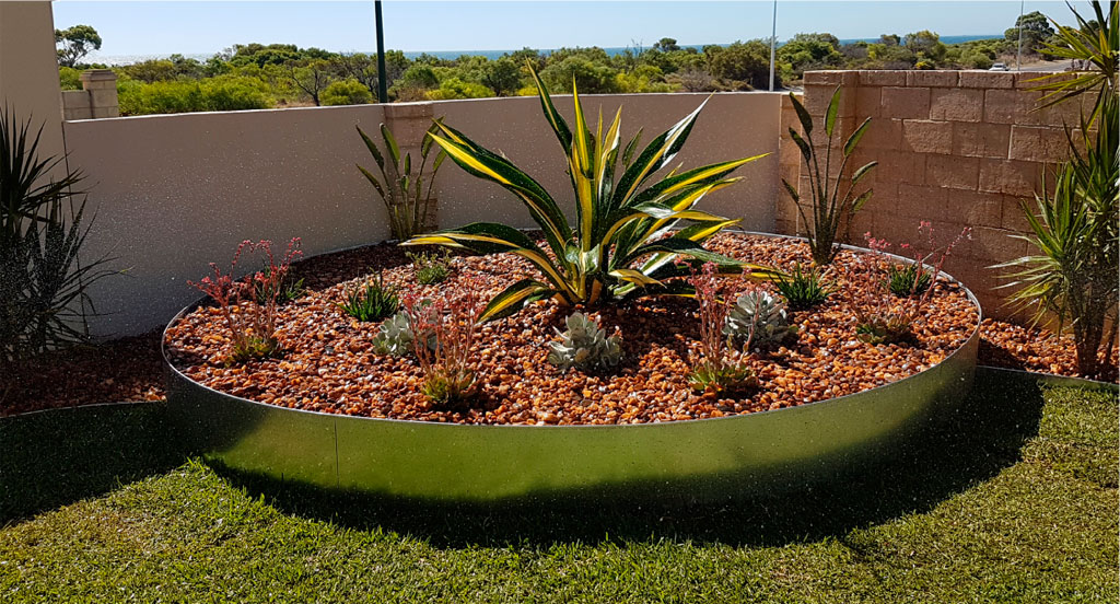 Formboss Steel Garden Edging for beautiful gardens